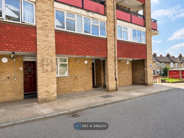 Walsingham House, Maidstone ME14, 2 bed flat to rent, £1,150 pcm | PrimeLocation