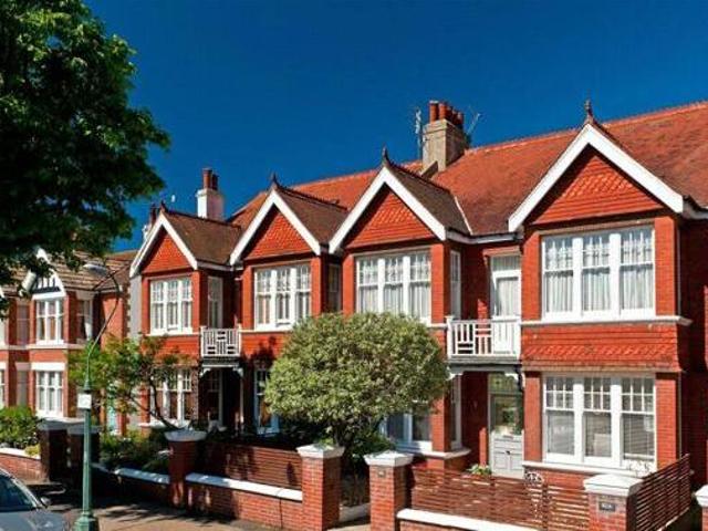 Walsingham Road, Hove, 3 Bedroom Apartment