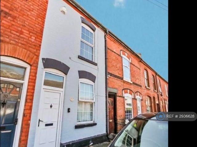 Walsingham Street, Walsall, WS1 2 bed terraced house to rent £1,025 pcm £237 pw
