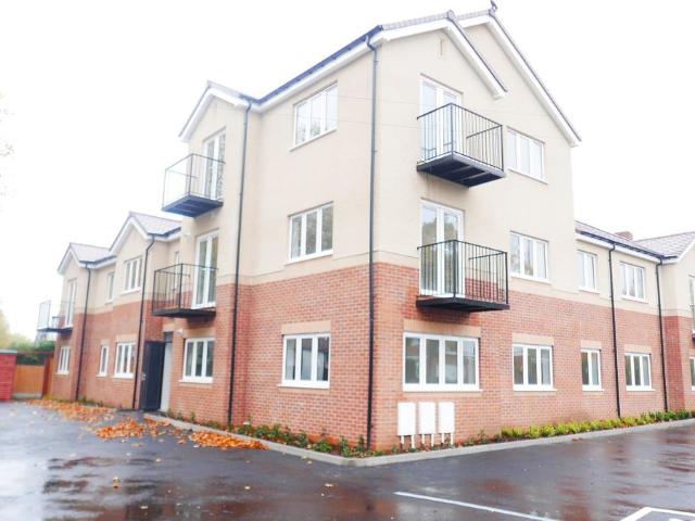 Walstead Road, Walsall WS5, 2 bed flat to rent, £900 pcm | PrimeLocation