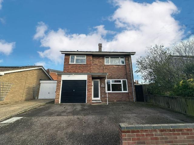 Wapping, Ormesby NR29, 3 bed detached house to rent, £975 pcm | PrimeLocation