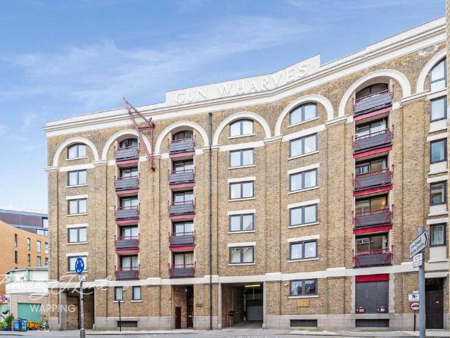Wapping High Street, LONDON 1 bed apartment to rent £2,390 pcm £552 pw