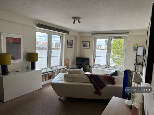 Wapping High Street, London, E1W 1 bed flat to rent £3,250 pcm £750 pw