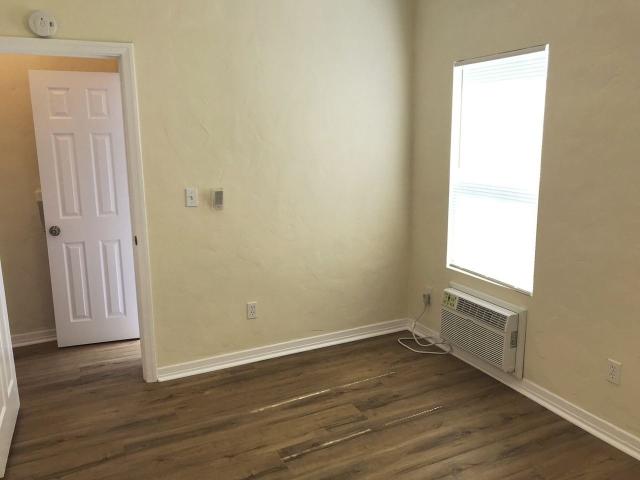 war140 1 Bedroom Apartment for Rent at 1409 Warren Ave, Long Beach, CA 90813 Central Long Beach