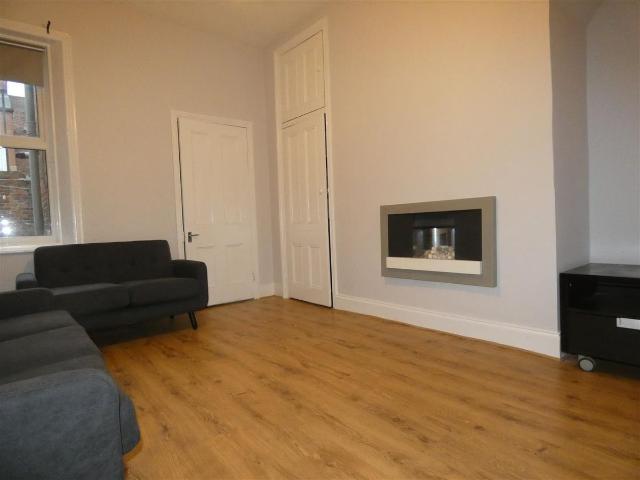 Warton Terrace, Heaton NE6, 2 bed flat to rent, £995 pcm | PrimeLocation