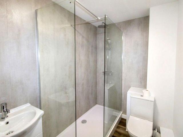 Warton Terrace, Heaton, Newcastle upon Tyne, Tyne and Wear, NE6 5LS