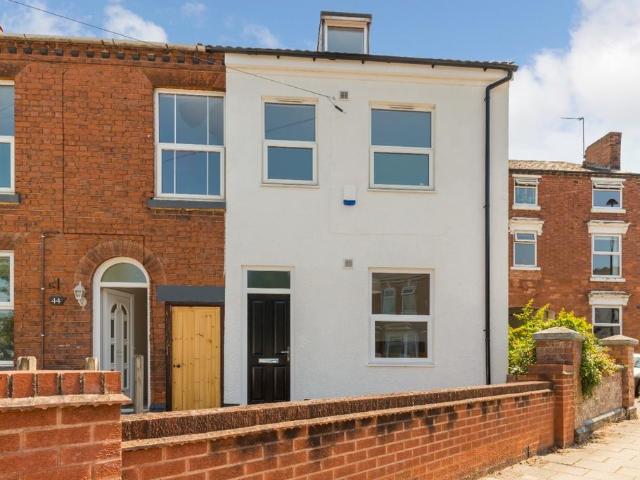 Warwards Lane, Birmingham B29 6 bed house to rent £2,350 pcm £542 pw