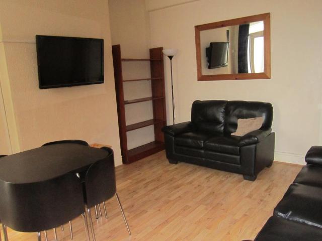 Warwards Lane, Selly Park B29 5 bed house to rent £1,955 pcm £451 pw