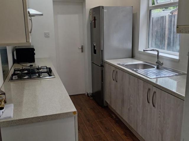 Warwards Lane 5 bed, Selly Oak B29 5 bed house to rent £2,064 pcm £476 pw