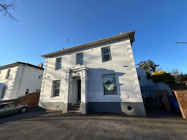 Warwick New Road, Leamington Spa CV32, 1 bed property to rent, £595 pcm | PrimeLocation