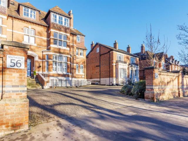 Warwick New Road, Leamington Spa CV32, 2 bed flat to rent, £1,550 pcm | PrimeLocation