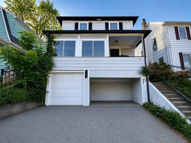 Warwick Ave, Cranston, Home For Sale