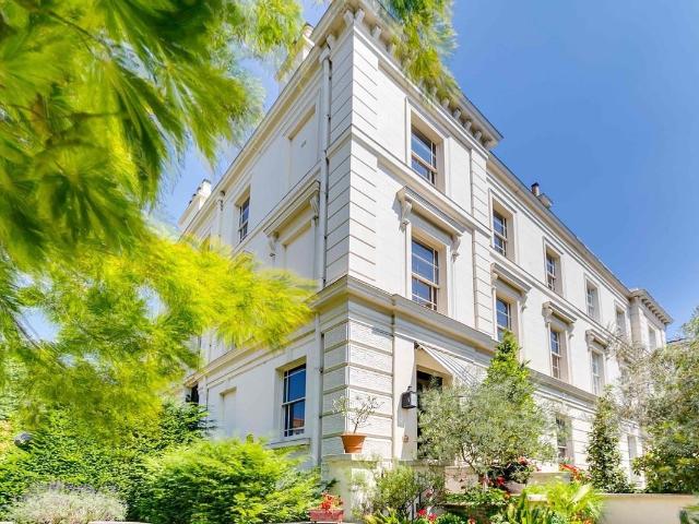 Warwick Avenue, Little Venice W9, 2 bed flat to rent, £8,450 pcm | PrimeLocation