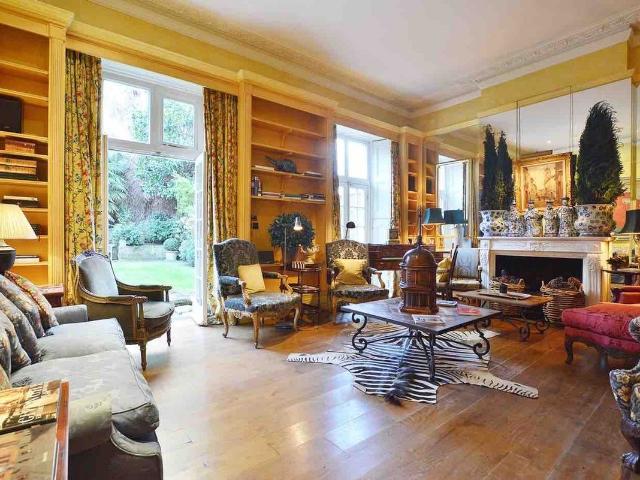 Warwick Avenue, Maida Vale, London W9, 2 bed flat to rent, £7,735 pcm | PrimeLocation