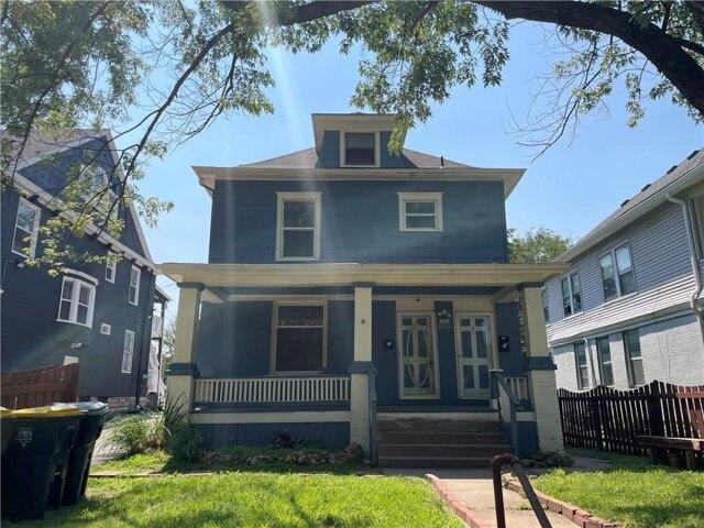 Warwick Blvd, Kansas City, Home For Sale