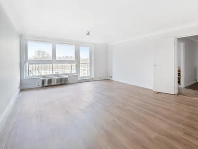 Warwick Drive, Barnes, SW15 6LF, United Kingdom | 2 bed apartment for rent #118042078 | Rentberry
