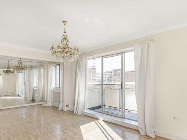 Warwick Gardens, London, 2 Bedroom Apartment