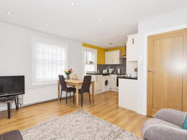 Warwick Gardens, Worthing