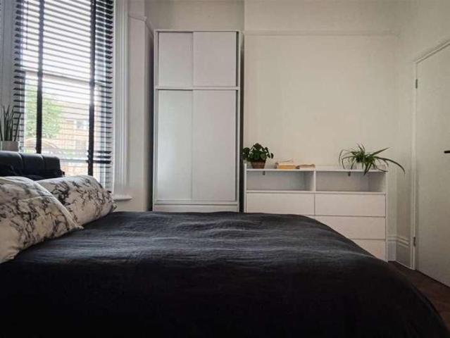 Warwick Gardens, Worthing, BN11