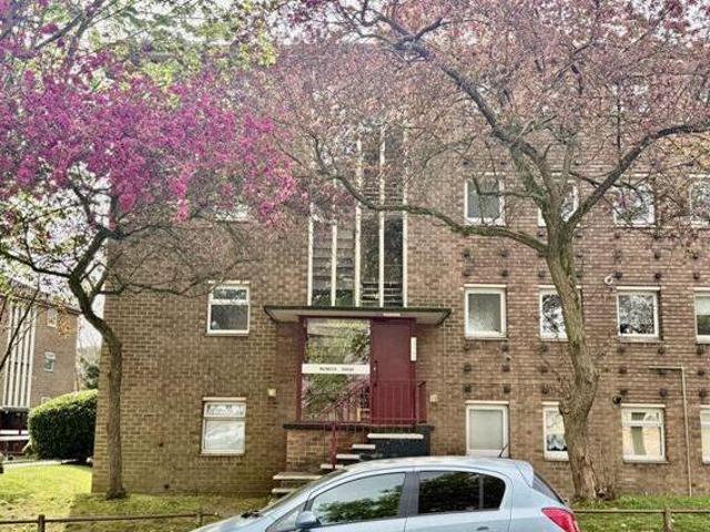 Warwick House, Church Road, 1 Bedroom Flat