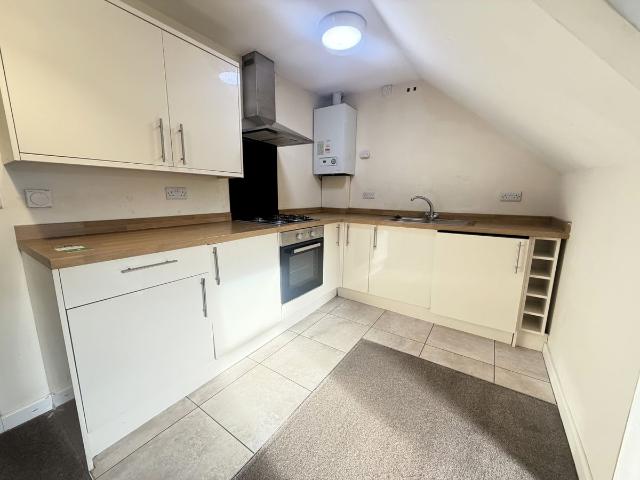 Warwick Place, Bournemouth BH7, 1 bed flat to rent, £800 pcm | PrimeLocation