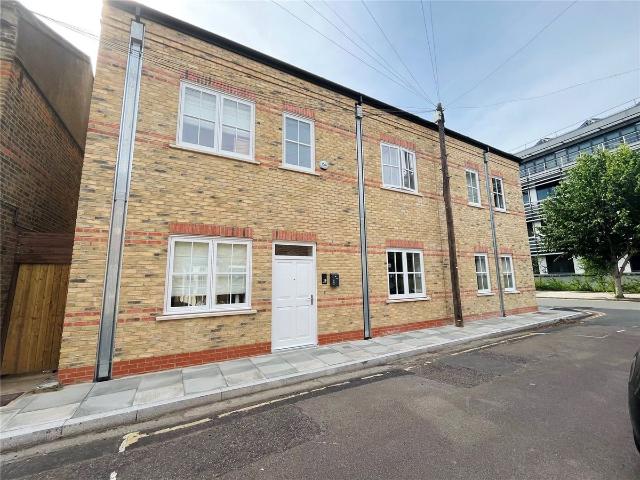 Warwick Place, London W5, 1 bed terraced house to rent, £2,950 pcm | PrimeLocation