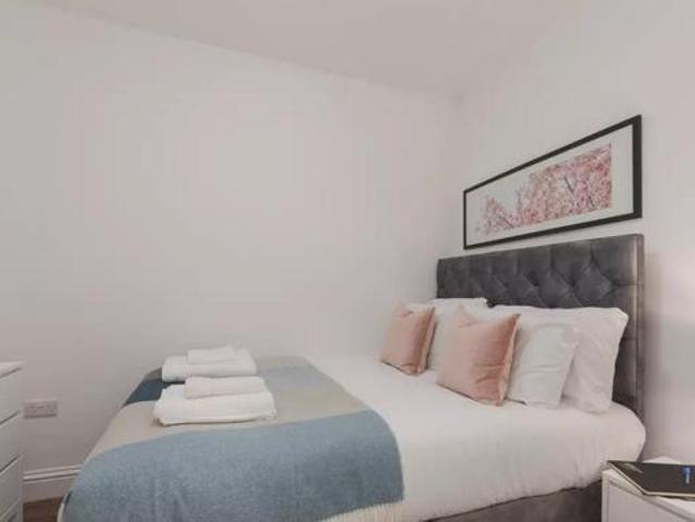 Warwick Road c/, Earls Court, 1 Bedroom Flat