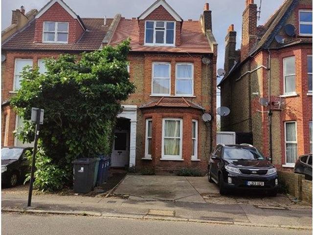 Warwick Road, Ealing W5, 1 bed flat to rent, £1,800 pcm | PrimeLocation