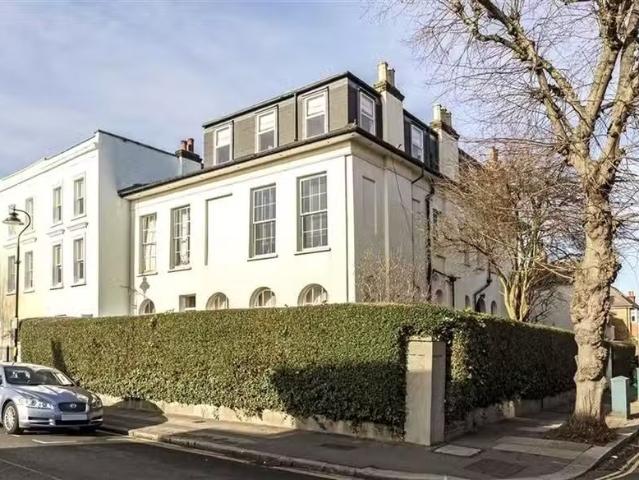 Warwick Road, Ealing, W5 5NR