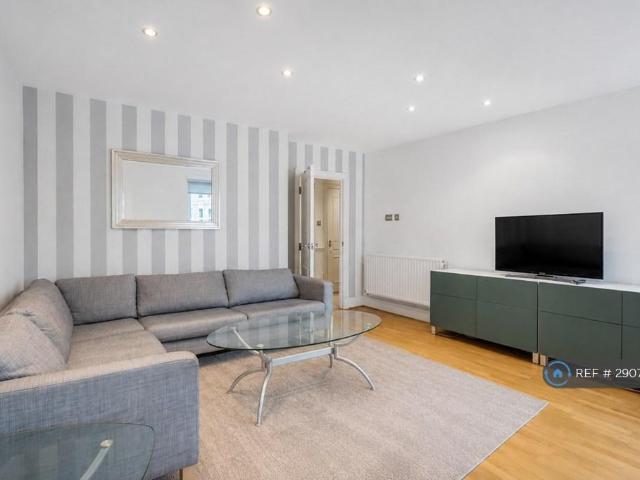 Warwick Road, Kensington, W14 3 bed flat to rent £5,200 pcm £1,200 pw