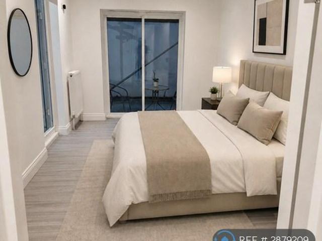 Warwick Road, London, SW5 1 bed flat to rent £3,300 pcm £762 pw