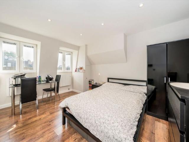 Warwick Road, SW5, London