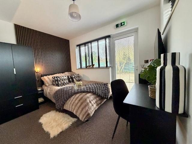 Warwick Road, Walton, Peterborough PE4, Room to rent, £700 pcm | PrimeLocation