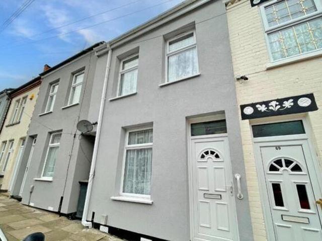 Warwick Road West, Luton, 3 Bedroom Terraced