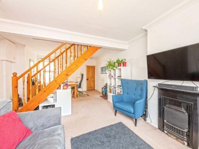 Warwick Road, TW2, London