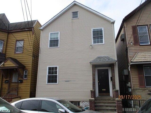 Warwick St, Newark, Home For Sale