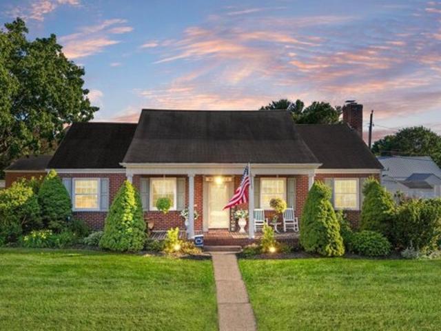 Warwick St, Philipsburg, Home For Sale