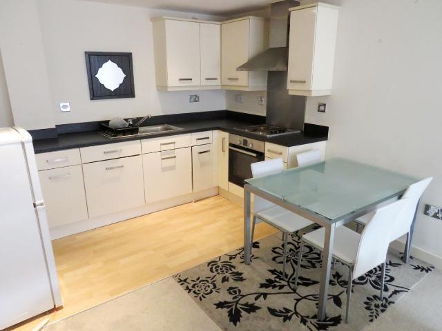 Warwick Street, Birmingham B12, 2 bed flat to rent, £1,050 pcm | PrimeLocation