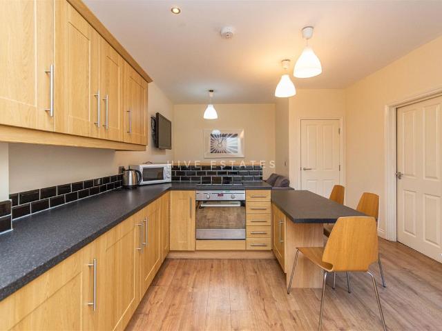 Warwick Street, Heaton, Newcastle Upon Tyne NE6, 3 bed shared accommodation to rent, £1,300 pcm | PrimeLocation