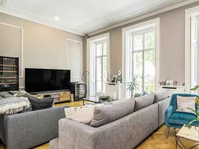 Warwick Square, London, SW1V 2AJ, United Kingdom | 3 bed apartment for rent #140226638 | Rentberry