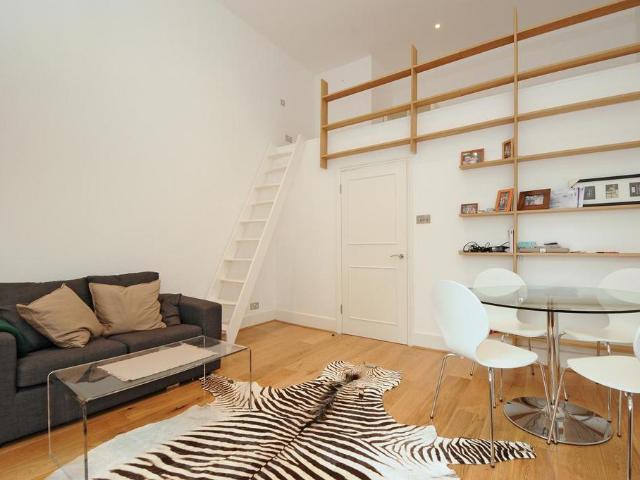 Warwick Square, Pimlico, London, SW1V 1 bed flat to rent £2,500 pcm £577 pw