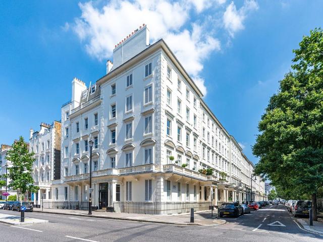 Warwick Square, Pimlico SW1V, 4 bed flat to rent, £11,000 pcm | PrimeLocation