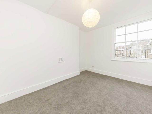Warwick Way, SW1V, London