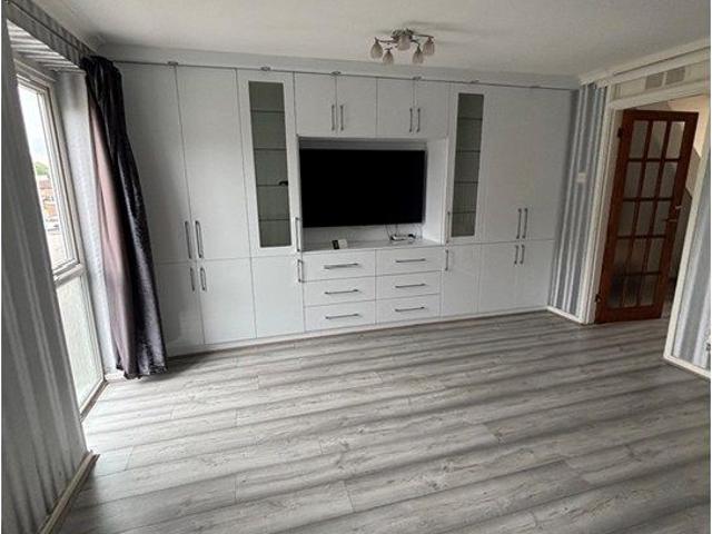Warwickshire, Leamington Spa CV31, 3 bed flat to rent, £1,400 pcm | PrimeLocation