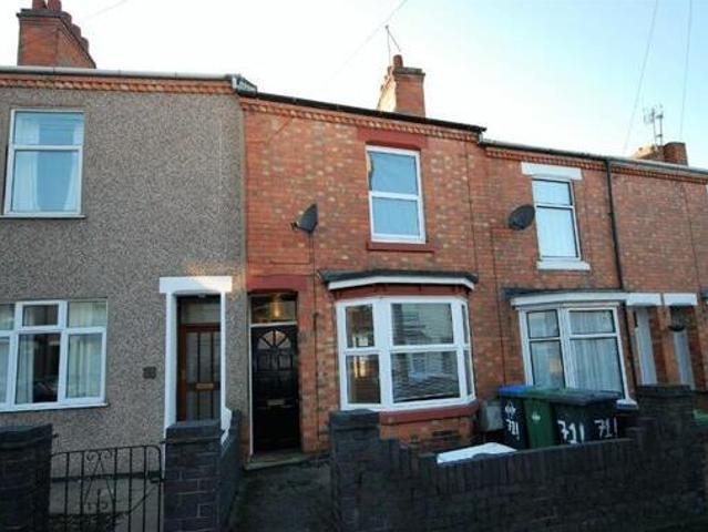 Warwickshire, South Street, Nr Town Centre, 2 Bedroom Terraced