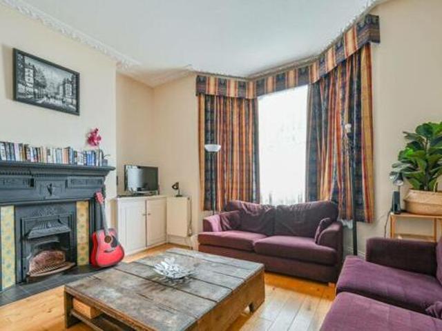Warbeck Road, Shepherd´s Bush, 4 Bedroom Terraced
