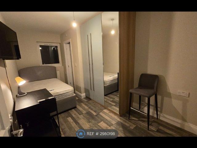 Warbreck Moor, Liverpool L9, Room to rent, £520 pcm | PrimeLocation