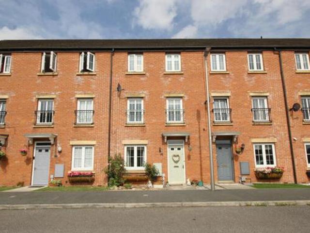 Warburton Close, Barnton, 4 Bedroom Town