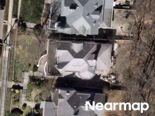 Warburton Ave