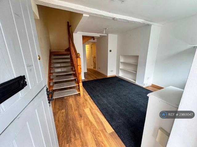 Warburton St, Manchester, M20 2 bed terraced house to rent £1,480 pcm £342 pw